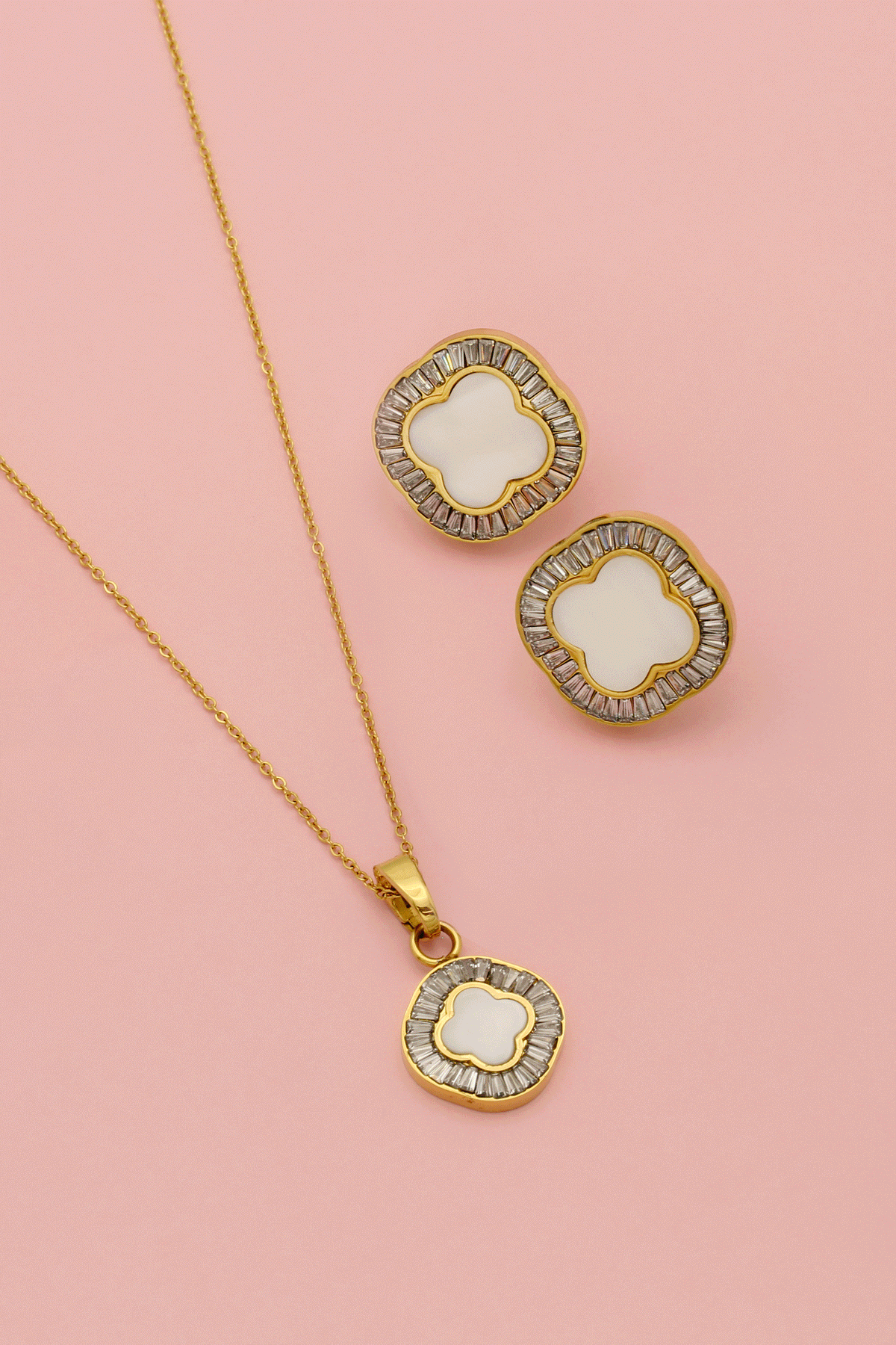 Faniello Stud Earrings Pendant Gift Set Carisma Collections faniello-stud-earrings-pendant-gift-set-carisma-collections